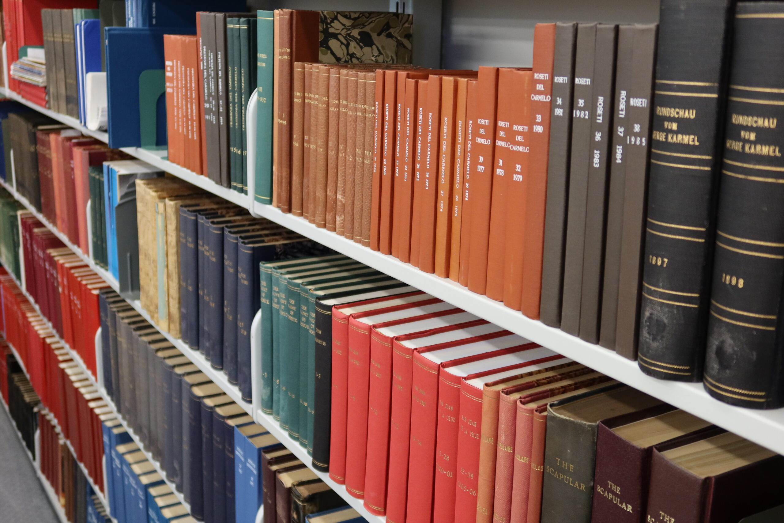 Abstracts and Book Reviews - Center for Carmelite Studies